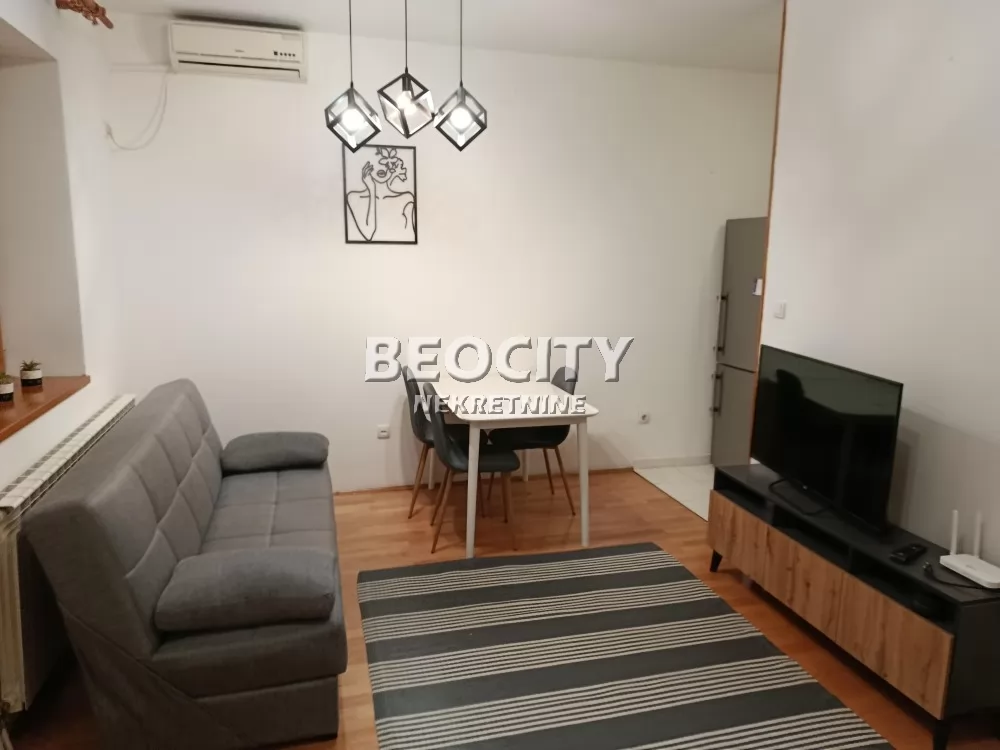 Dvosoban stan, 42 m2, Novi Sad, Železnička ID: 126221