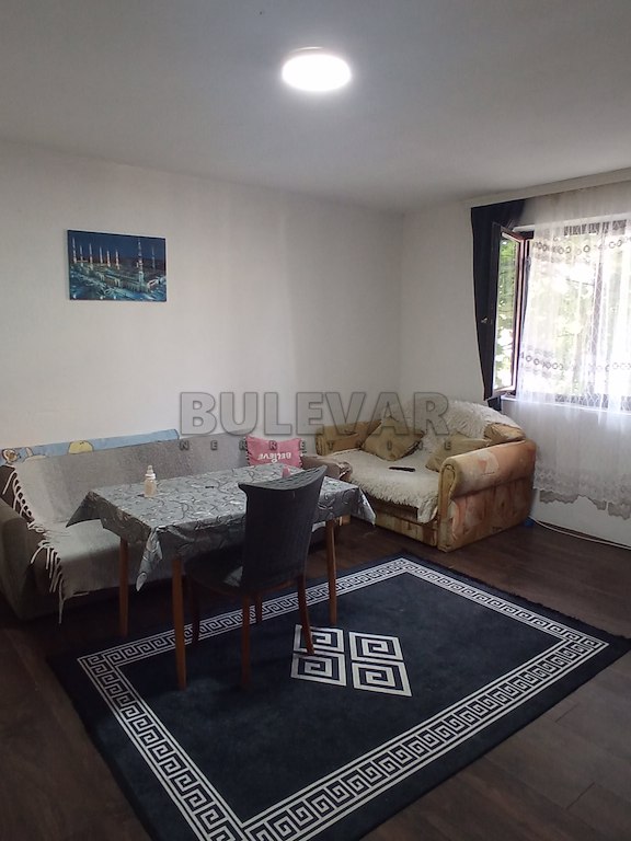 četvorosobna kuća, 314 m2, Bresnica, Luja Adamiča ID: p-014298