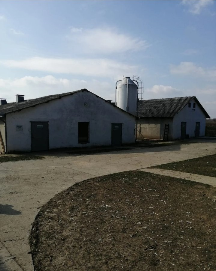 Farma 3000m2 na 1 5ha