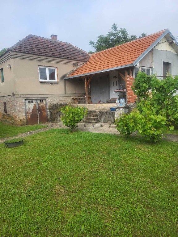 četvorosobna kuća, 75 m2, Stragari, Čumić ID: p-08811