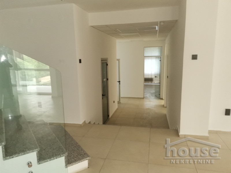 Lokali,NOVI SAD,BULEVAR 369m2,3950€ , ID: 9102018