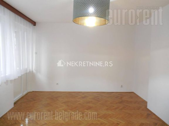 #39638, Izdavanje, P.P., KALENIĆ, 750 EUR