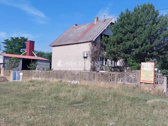 Poslovni objekat-otkupna stanica u Samošu