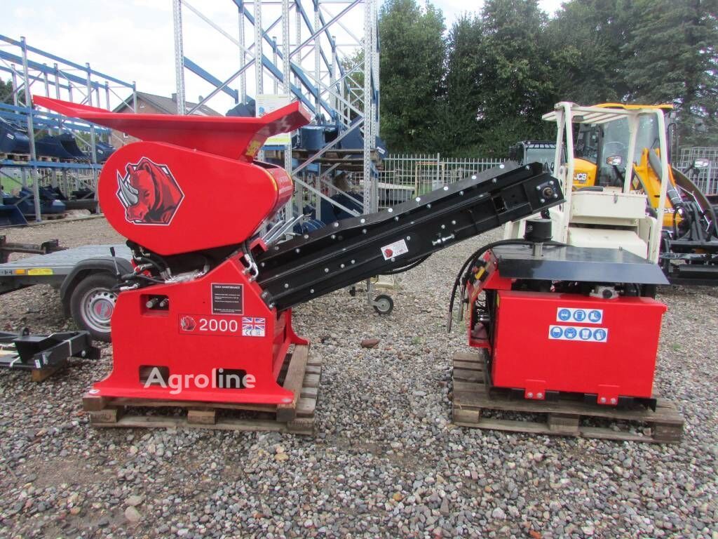 Nova Rhino Red 2000 Brecheranlage mit RedRhino Powerpack drobilica za drvo