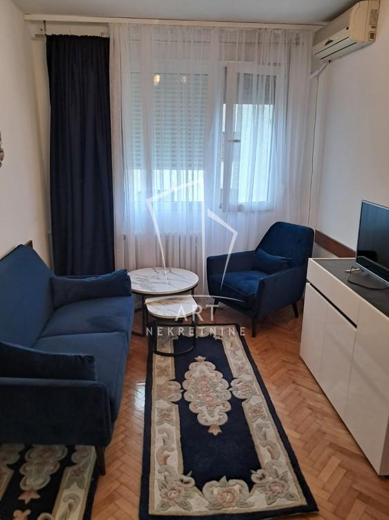 Stan pogledom na Beograd na vodi ID#13142 500 €