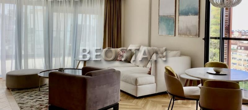 Centar - Savski trg #65441 2.000 €