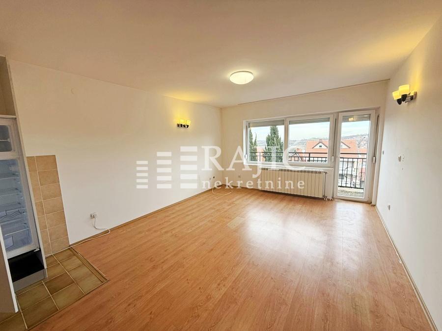 Voždovac, Kumodraž, Vojvode Stepe, 3.0, 100m2 #4390 500 €