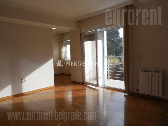 #19104, Izdavanje, Stan, VOŽDOVAC, 700 EUR