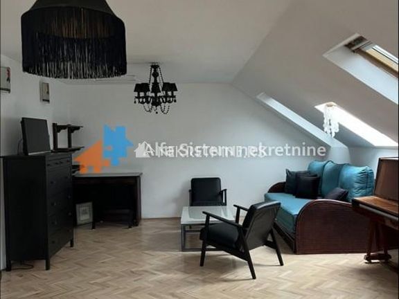 Voždovac, Lekino brdo, 2.0 stan, 70m2, 700 EUR, ID 52781