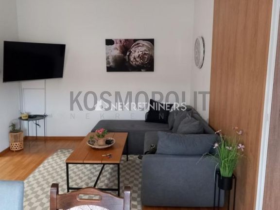 Grocka, Kaluđerica, Vojvode Stepe Stepanovića, 2.5, 48m2, 500 EUR