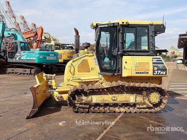 Prodaje se Komatsu D37PX-23 buldožer na aukciji