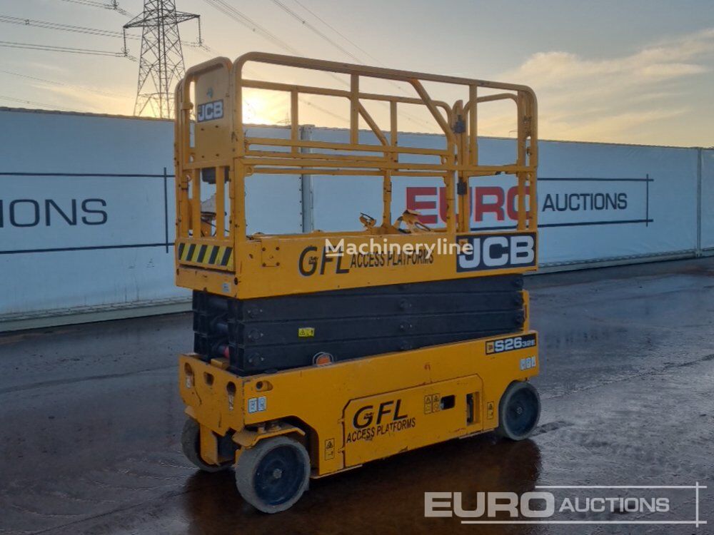 Prodaje se JCB S2632E hidrauličnu zglobnu platformu na aukciji