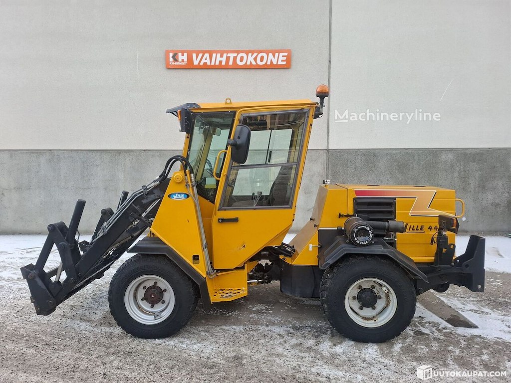 Prodaje se Wille 445, 1997, property maintenance machine, VAT included 25.5%, Nur prednji utovarivač na aukciji