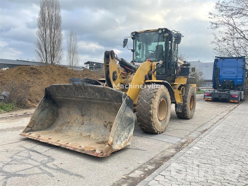 Prodaje se Caterpillar CAT 930M prednji utovarivač na aukciji