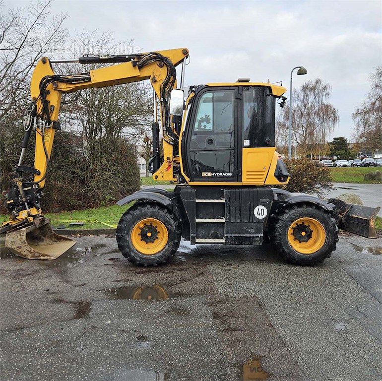 Prodaje se JCB HD110WT 4F Hydradig bager točkaš na aukciji