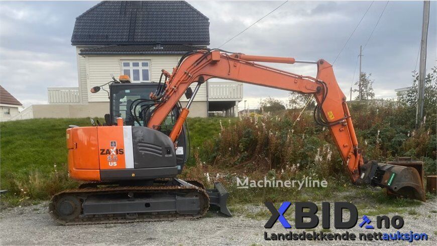 Prodaje se Hitachi ZAXIS 85US midi bager na aukciji