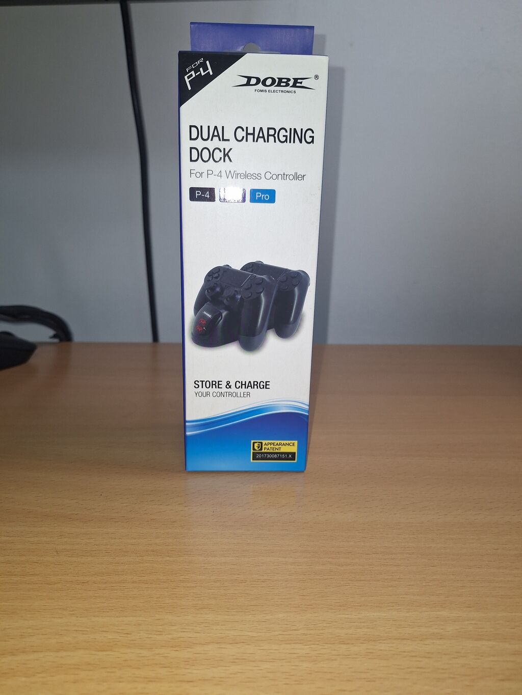 DOCK PUNJAČ ZA DVE KONTROLERKE – DOBE Dual Charging Dock za PS4/PS4