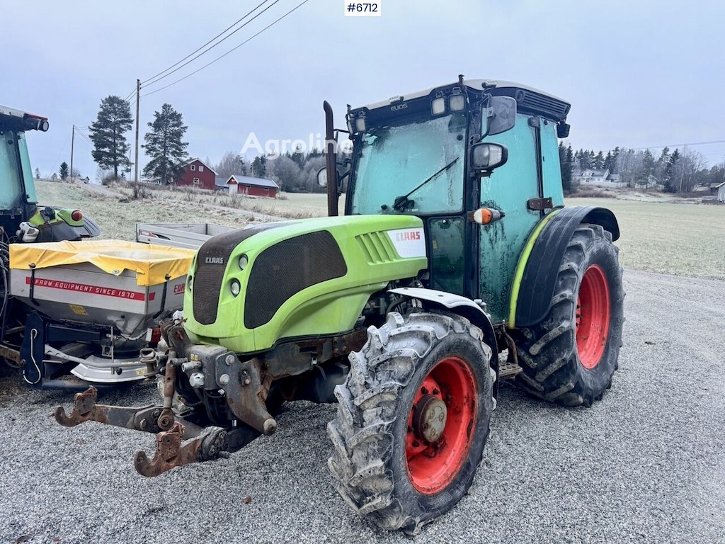 Claas 220 traktor točkaš
