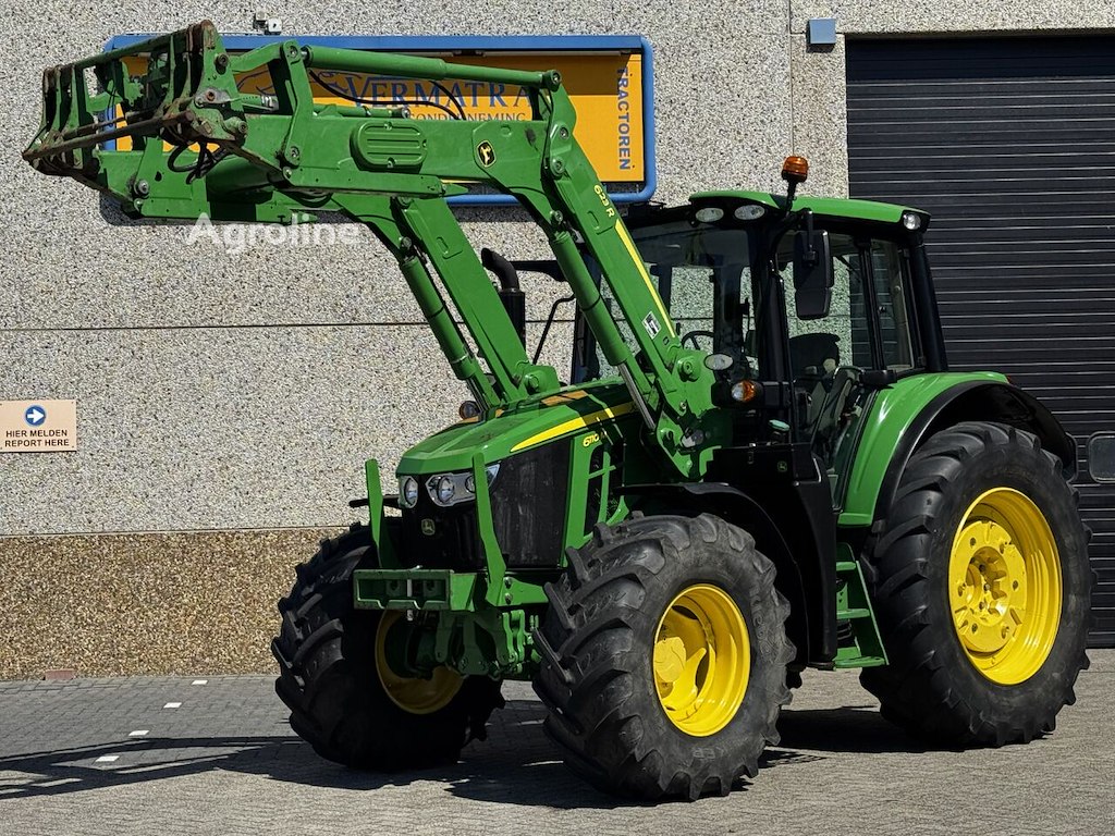 John Deere 6110M traktor točkaš