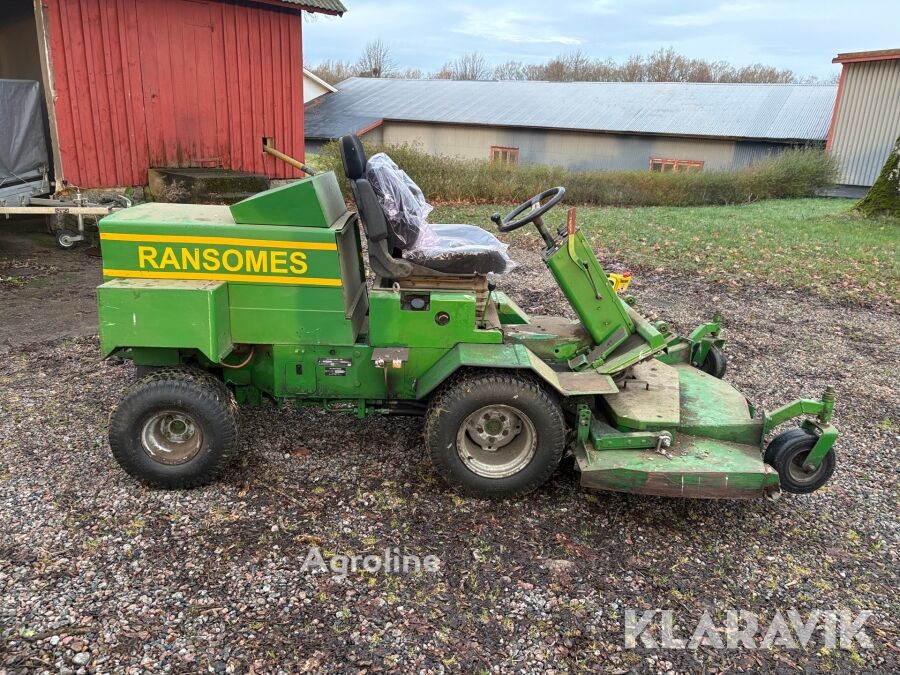 Prodaje se Ransomes XT4101 traktor kosilica na aukciji