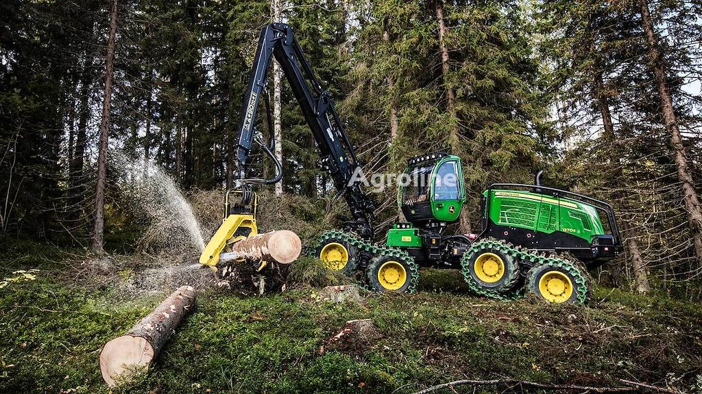 Novi John Deere 1270G 8WD harvester