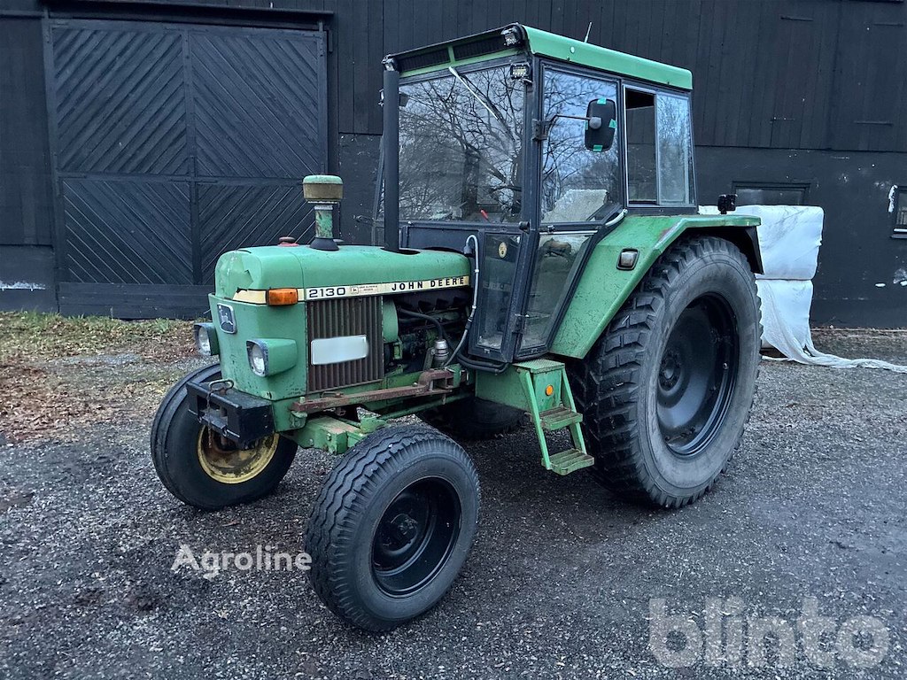 Prodaje se John Deere 2130 traktor točkaš na aukciji