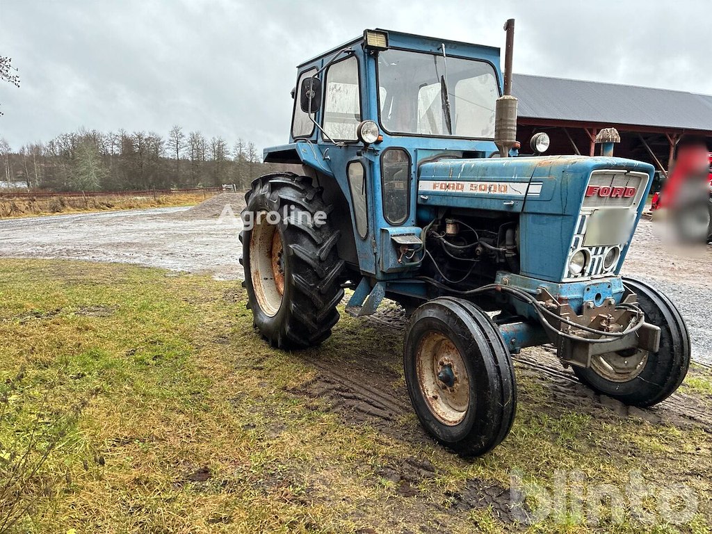 Prodaje se Ford 5000 traktor točkaš na aukciji