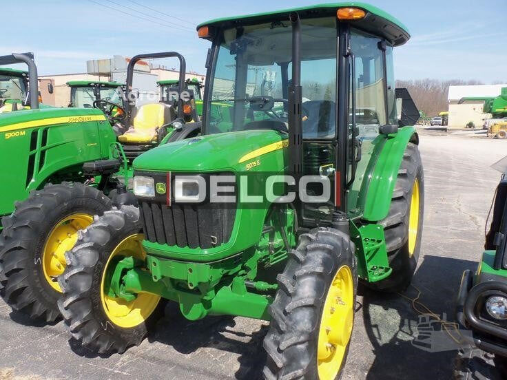 Novi John Deere 5075E traktor točkaš
