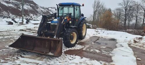 Prodaje se New Holland ciągnik rolniczy TD5030 traktor točkaš na aukciji