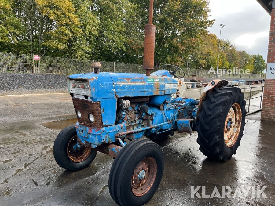 Prodaje se Ford 5000 traktor točkaš na aukciji