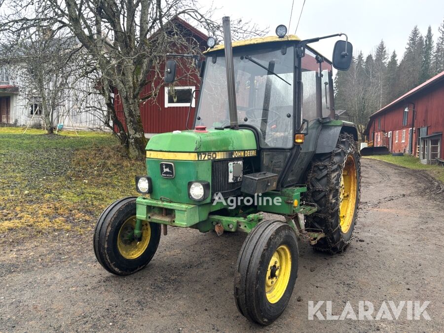 Prodaje se John Deere 1750 traktor točkaš na aukciji