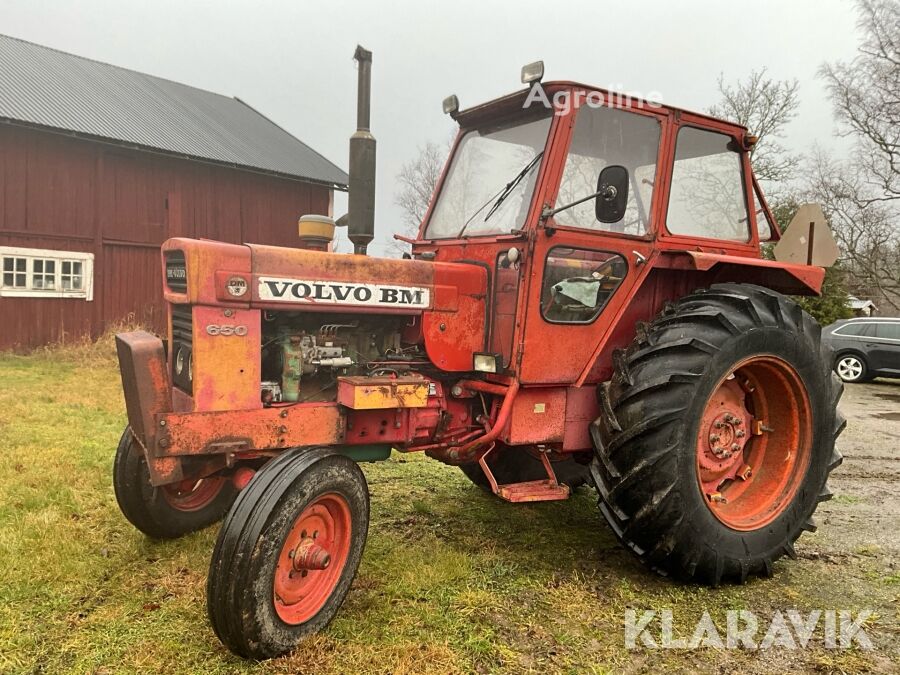 Prodaje se Volvo 650 traktor točkaš na aukciji