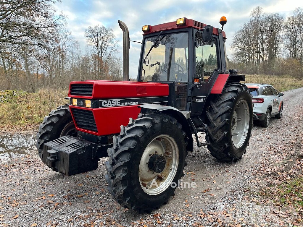 Prodaje se Case IH 1056 XL traktor točkaš na aukciji