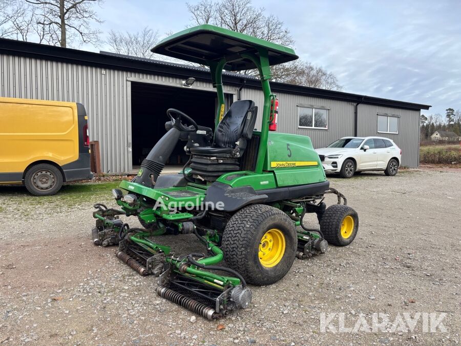Prodaje se John Deere 7500A E-Cut traktor kosilica na aukciji