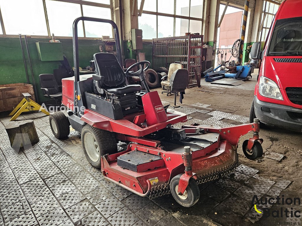 Prodaje se Toro Groundmaster 3000-D traktor kosilica na aukciji