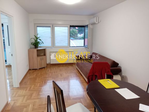 Đeram, Dimitrija Tucovića, jednoiposoban stan, 45m², 600€ ID#4662
