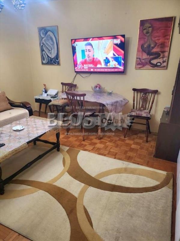 Novi Beograd - Blok 61 #65688 450 €