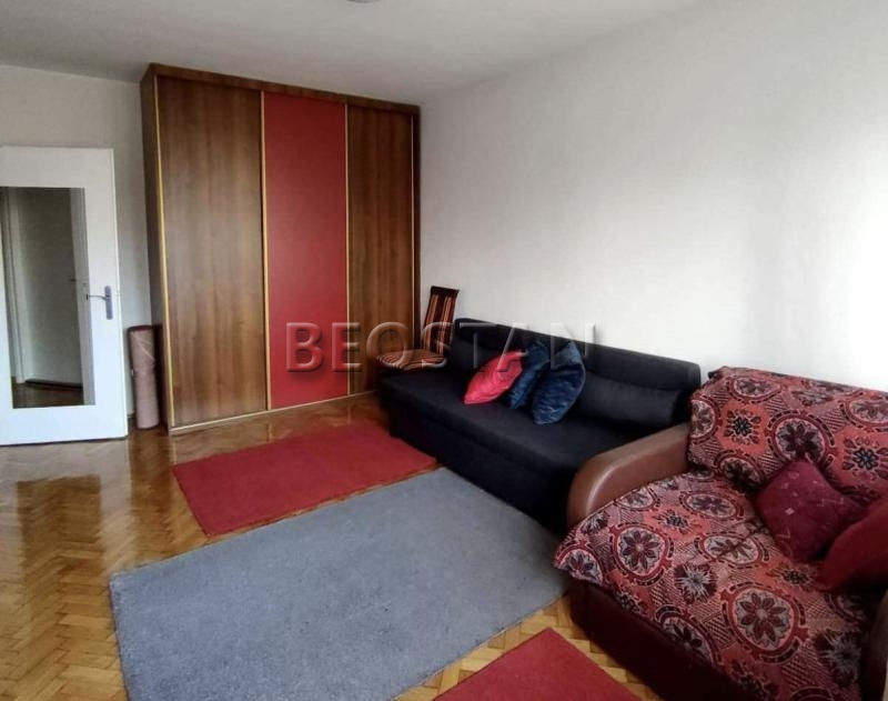 Novi Beograd - Fontana #65689 650 €