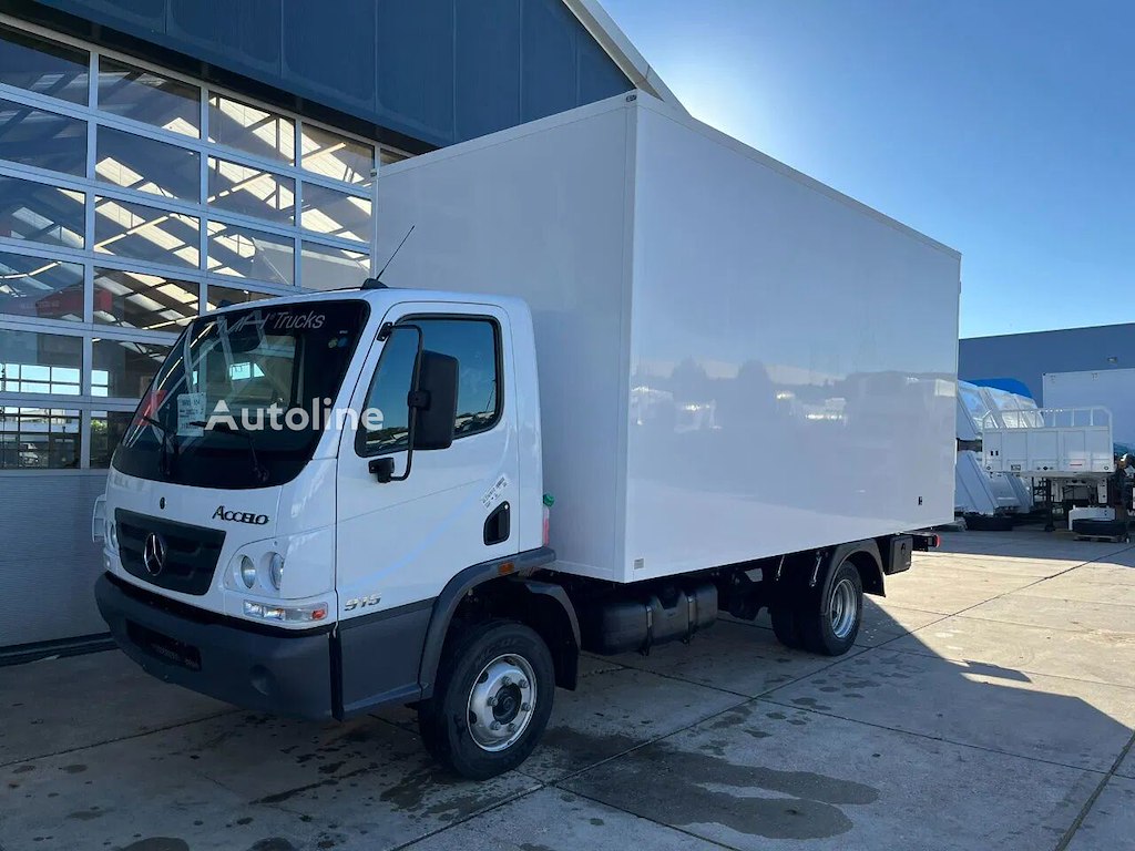 Novi Mercedes-Benz Accelo 915 4x2 Closed Cargo Truck kamion furgon