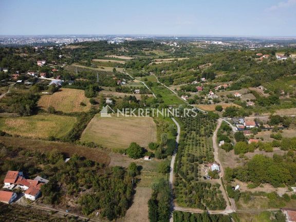 Gradjevinski plac u Sremskoj Kamenici - 2 parcele