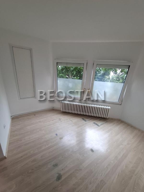 Novi Beograd - Stari merkator #65808 500 €