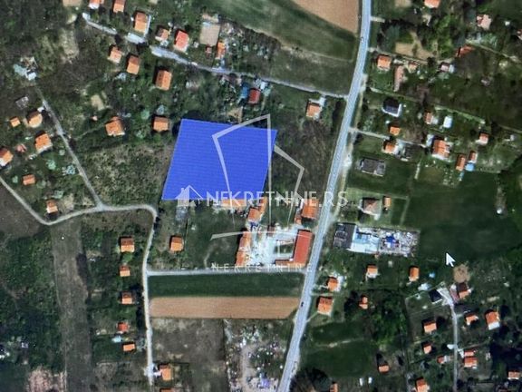 Trešnja, građevinska zona, 79.06ari ID#11535