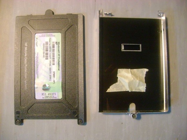Poklopac i nosac HDD za HP Compaq nc8230