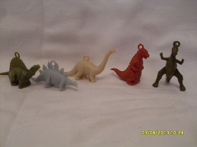 Dinosaurusi iz kesica sa slicicama Dinosauri