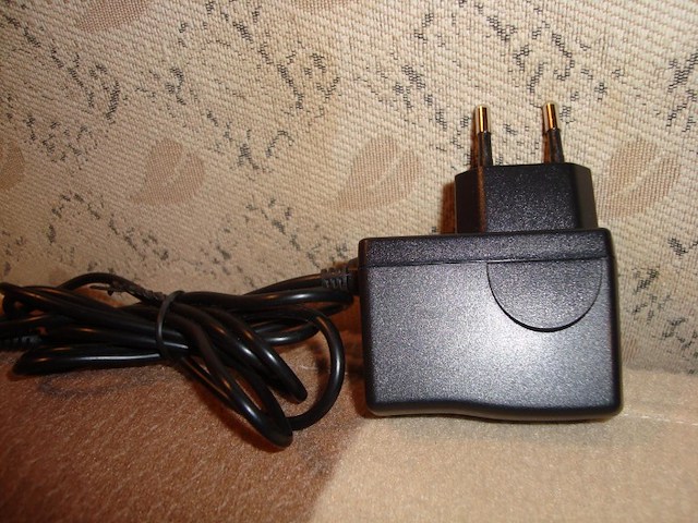 Adapter Huawei  12V - 0,5 A -