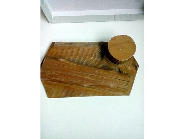 Drvena rezbarena kutija za mastilo