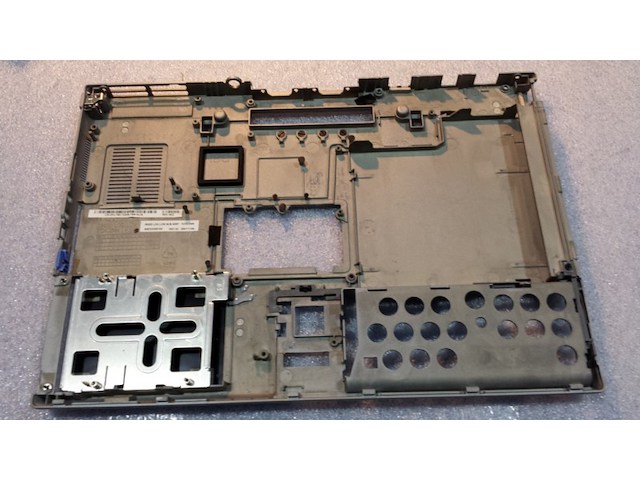 DONJA PLASTIKA KUCISTA ZA Dell Latitude D630 14.1``