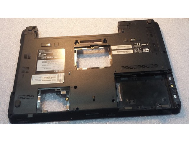 DONJA PLASTIKA KUCISTA ZA Toshiba Tecra M11