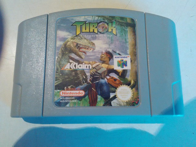 nintendo 64 igrica turok dinosaur hunter ispr sa slika