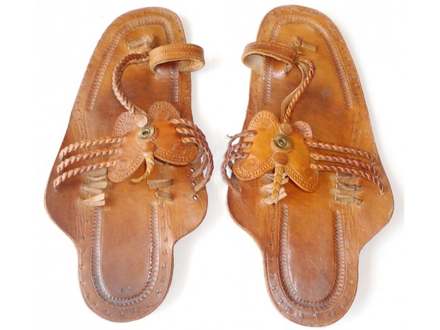 “Kolhapuri Chappals” – INDIA – ženske kožne sandale